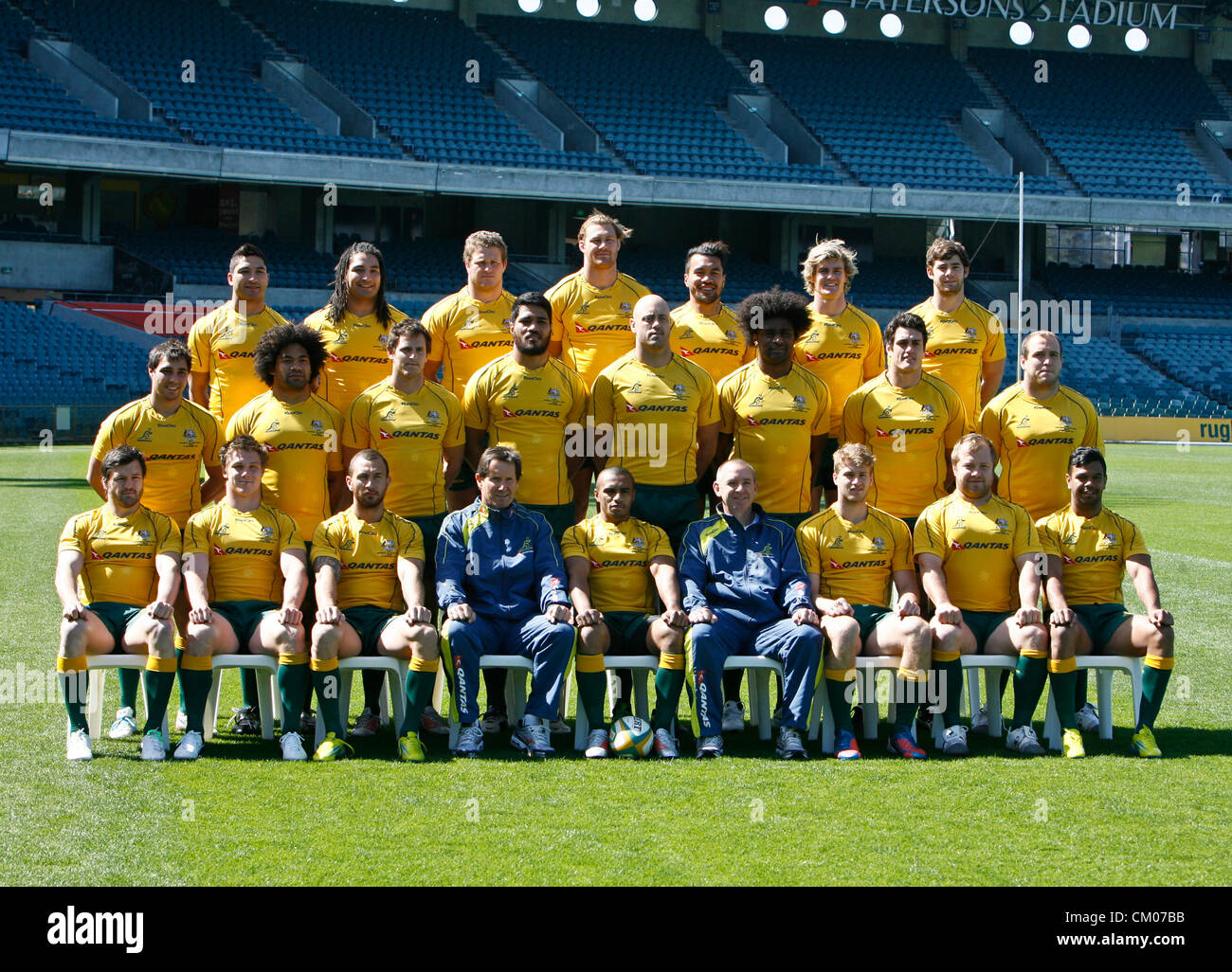 Australian rugby team captains run 2012 hi-res stock photography and ...