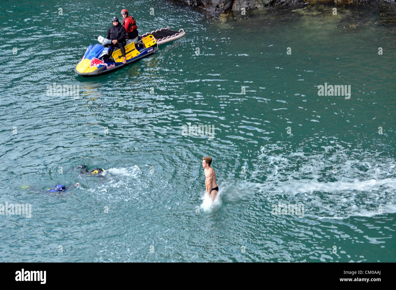 Blue Lagoon, St Davids, Wales, UK. Red Bull Cliff diving makes its long ...