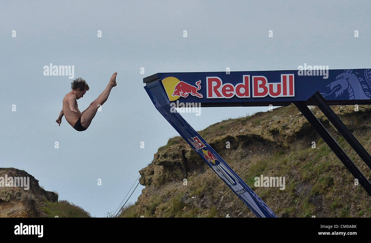 Red Bull Jumping Into Water Clipart