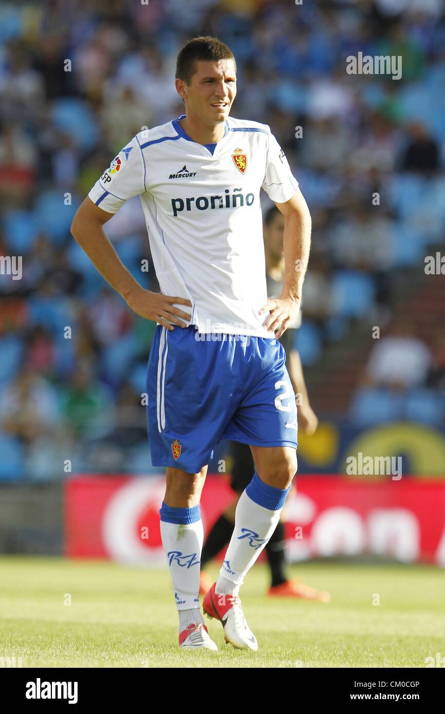 Adam pinter hi-res stock photography and images - Alamy