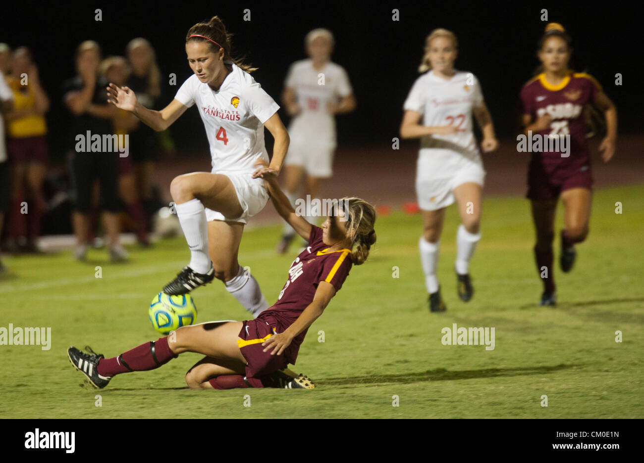 Sept. 7, 2012 - Turlock, CA, USA - CSU Stanislaus Allison Case(4) jumps ...