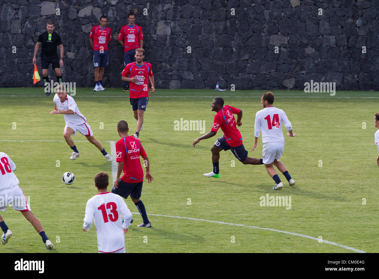 Training for soccer hi-res stock photography and images - Alamy