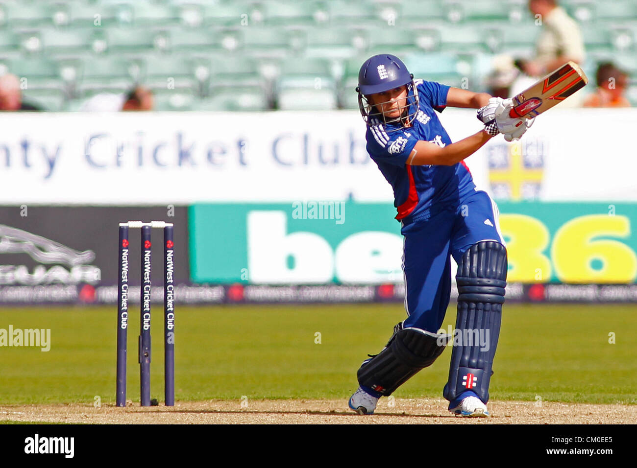 08/09/2012 Durham, England. Laura Marsh batting during the 1st Nat West ...