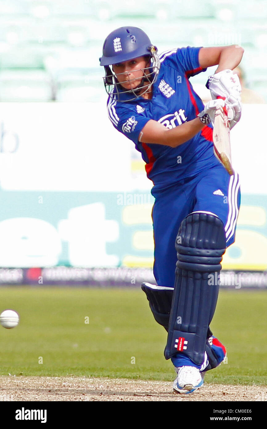 08/09/2012 Durham, England. Laura Marsh batting during the 1st Nat West ...