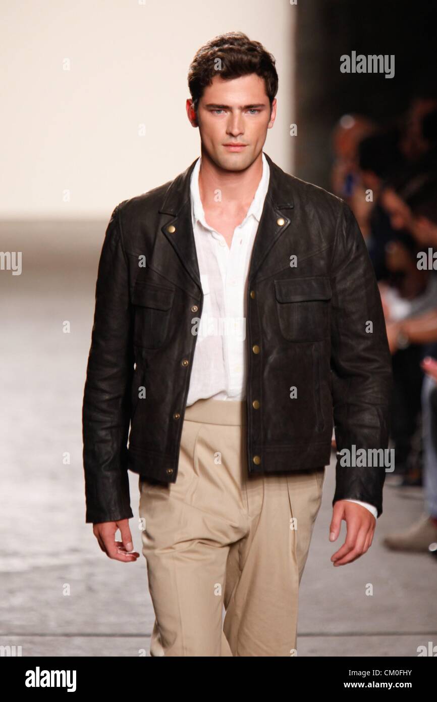 New York, Usa. 7th September 2012. Model in attendance for Billy Reid ...