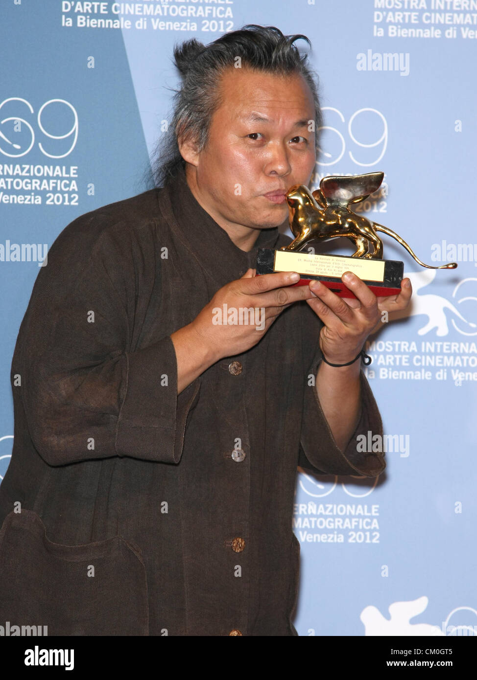 Lion kim hi-res stock photography and images - Alamy