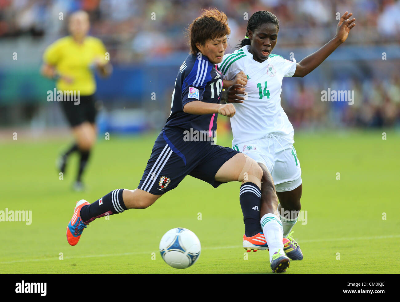 (L to R) Kumi Yokoyama (JPN), Asisat Oshoala (NGR), SEPTEMBER 8, 2012 - Football / Soccer : FIFA ...