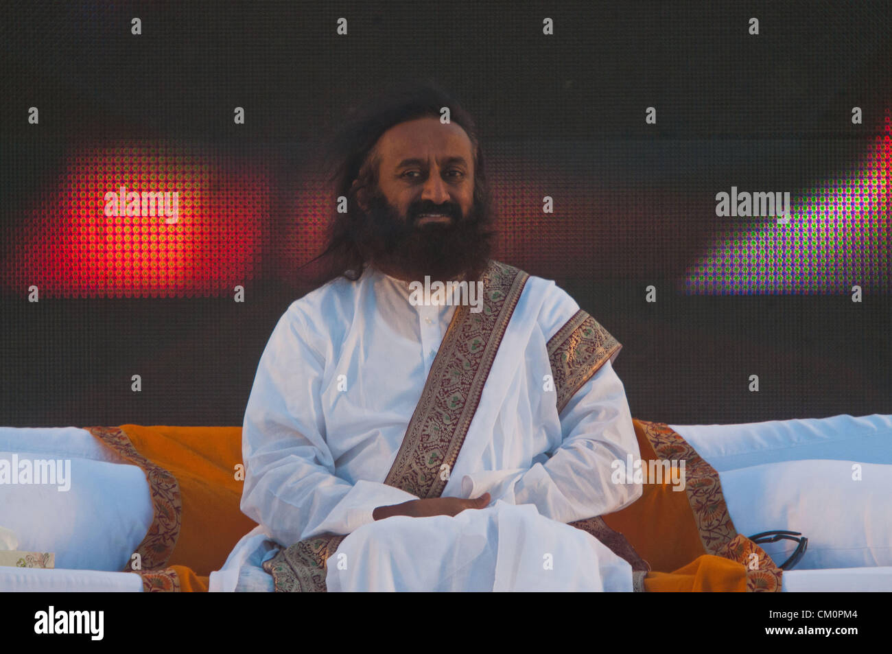 Sri sri ravi shankar hi-res stock photography and images - Alamy