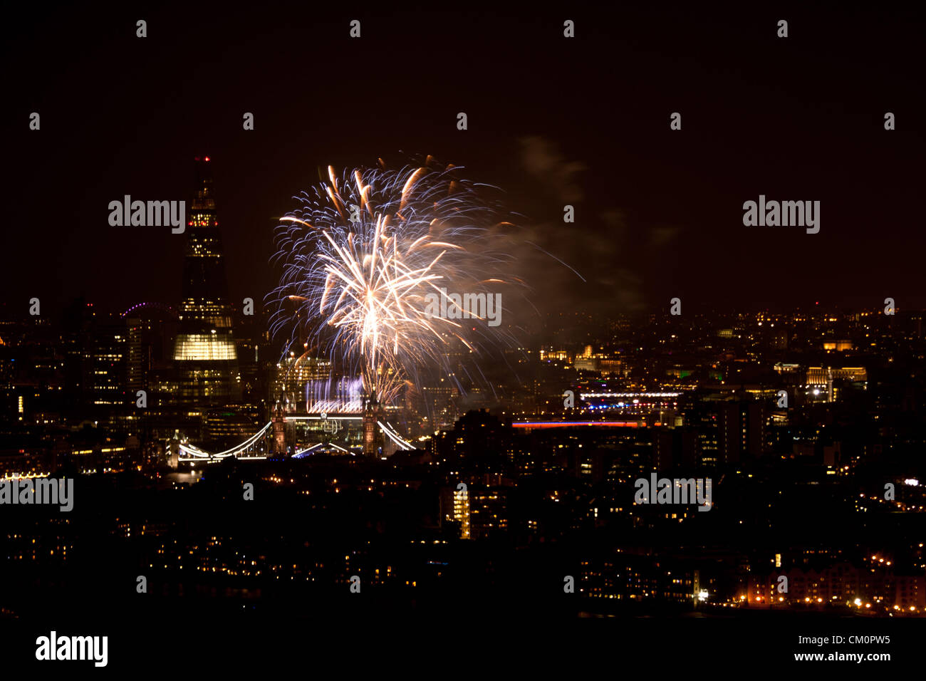 LONDON, UK, 9th Sep, 2012. Fireworks over Tower Bridge and the City ...