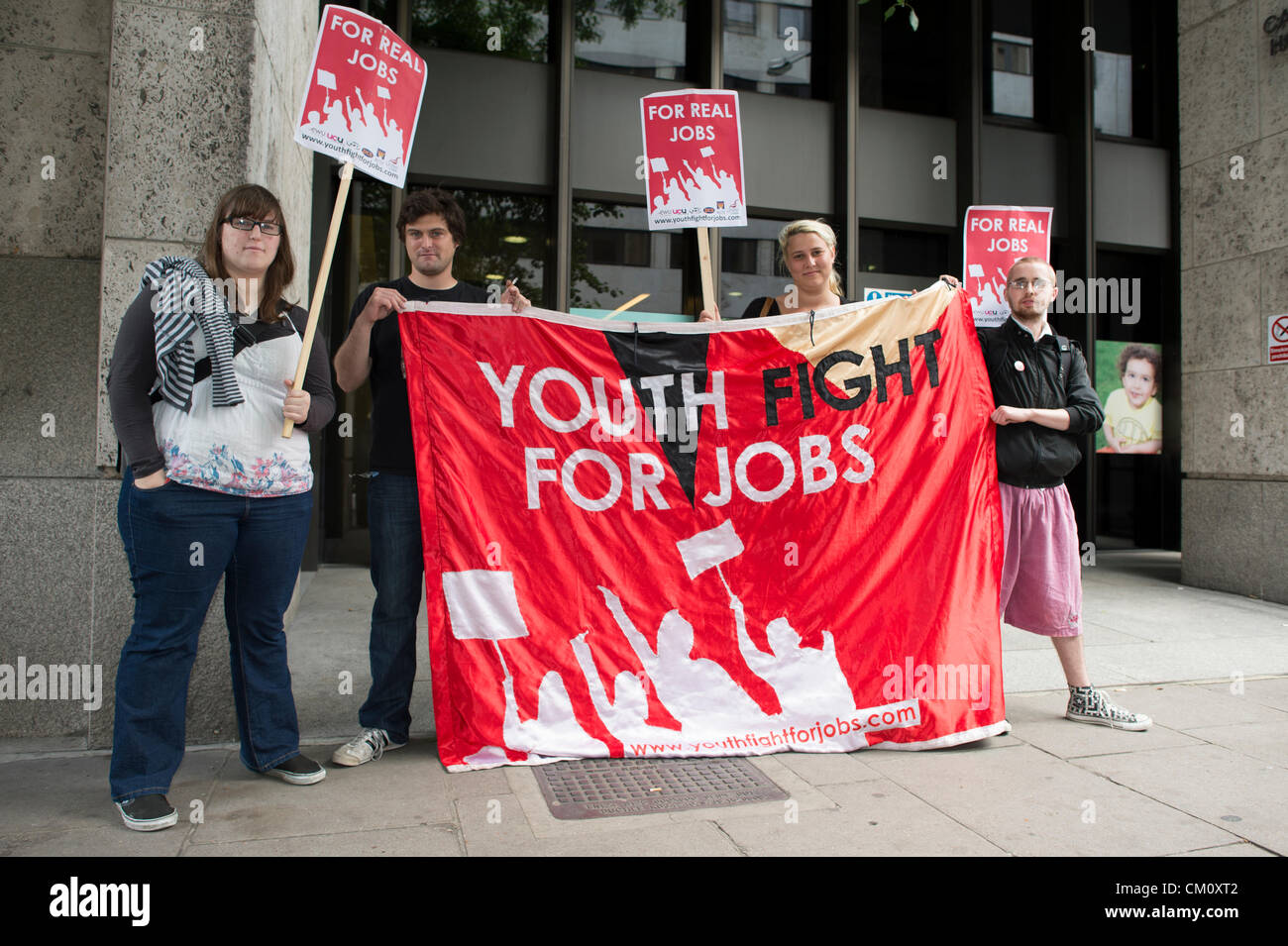 Minimum wages protest hi-res stock photography and images - Alamy