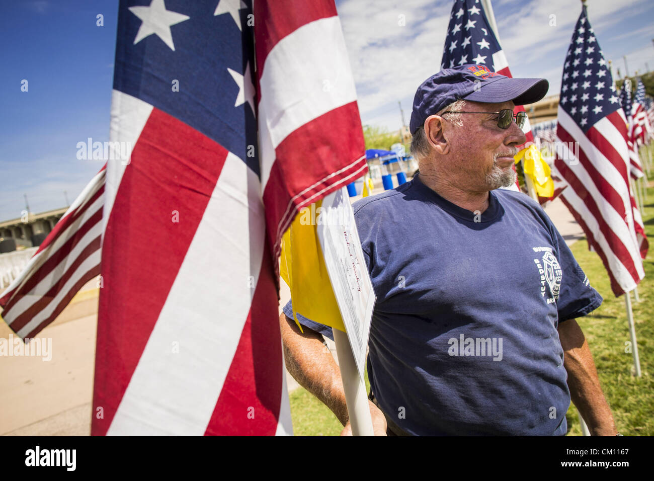 John denver the tribute hi-res stock photography and images - Alamy