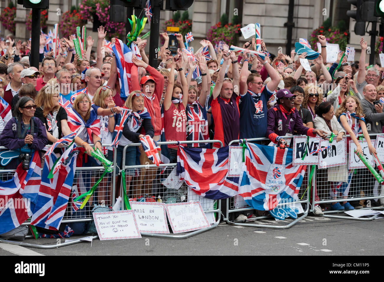 Hero team hi-res stock photography and images - Alamy