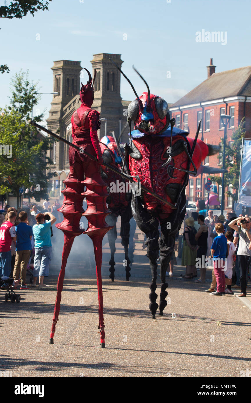 Giant ants at there festival Great Yarmouth. Dutch street arts company ...