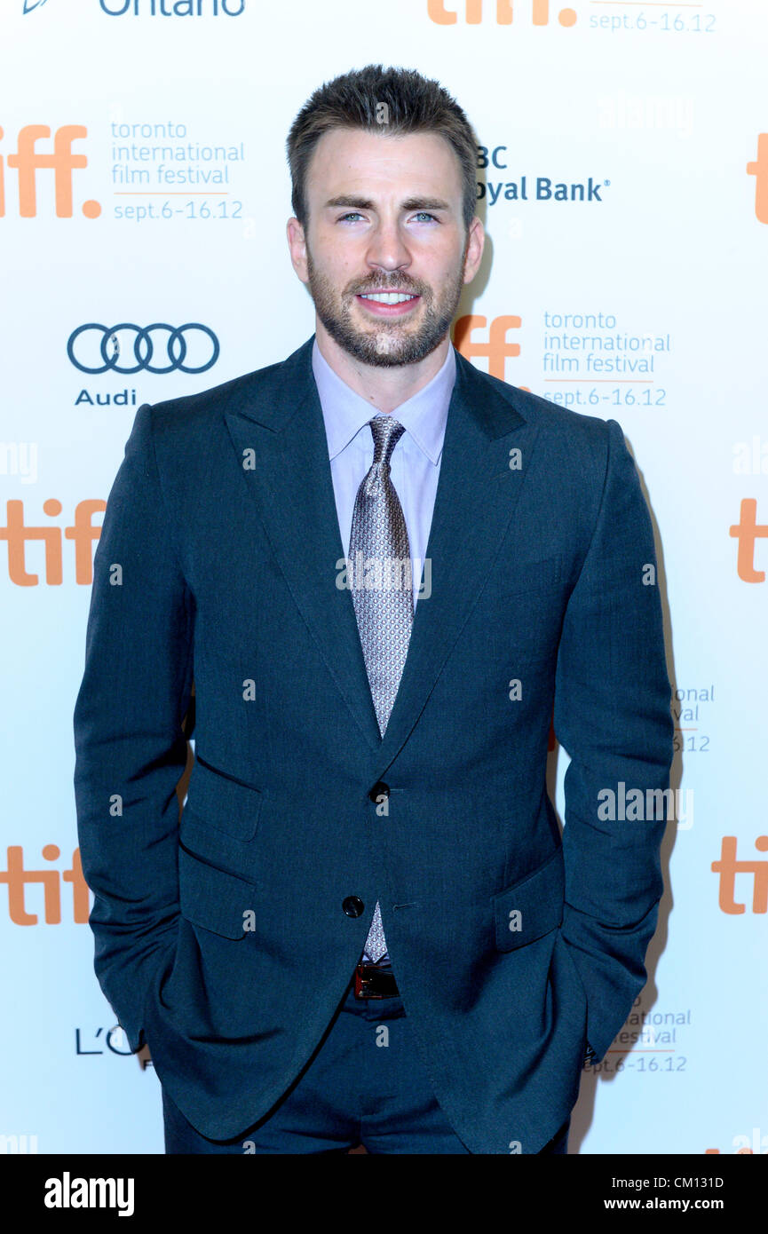 Sept. 10, 2012 - Toronto, Ontario, Canada - Actor CHRIS EVANS arrives ...