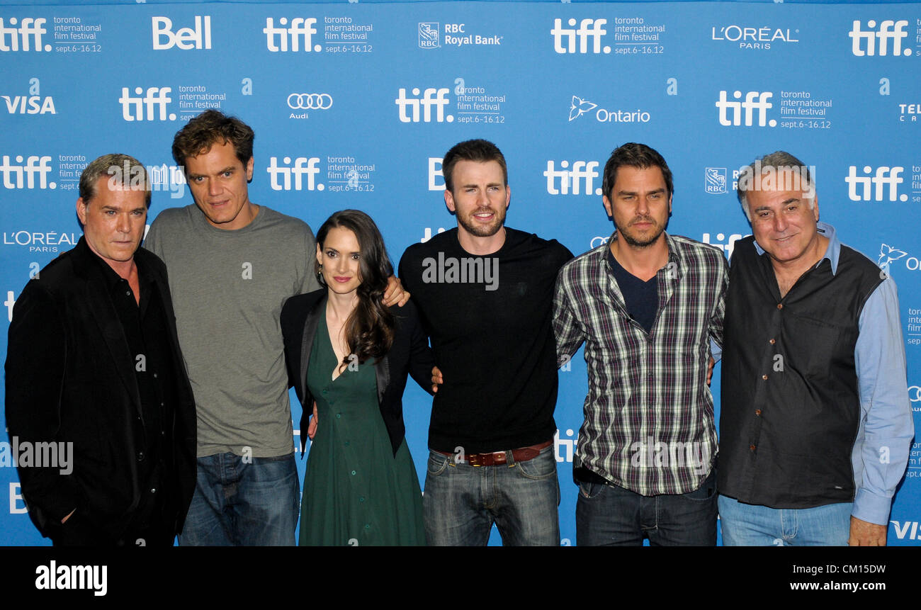 Chris ryder writer hi-res stock photography and images - Alamy