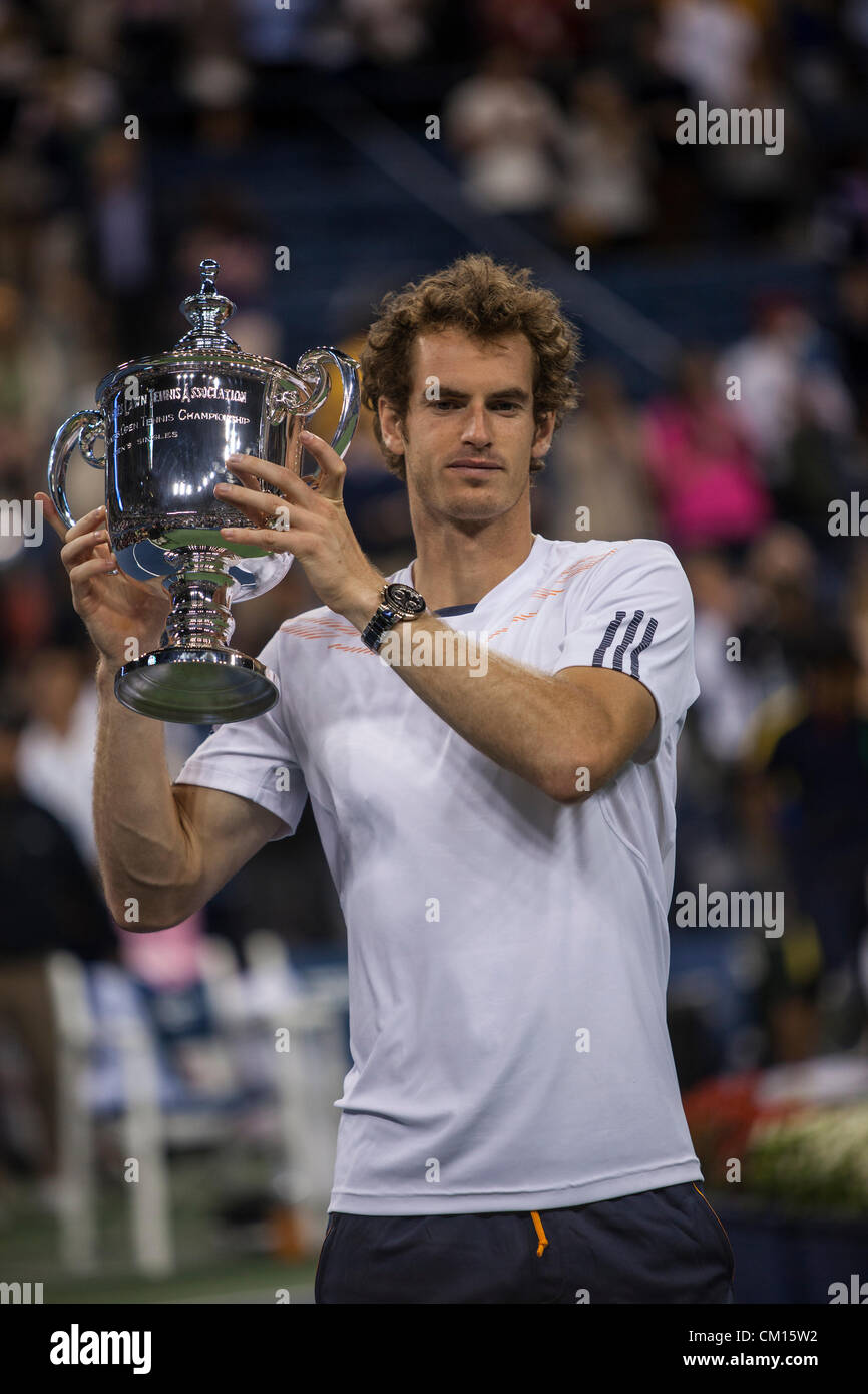 2012 us open trophy hi-res stock photography and images - Alamy