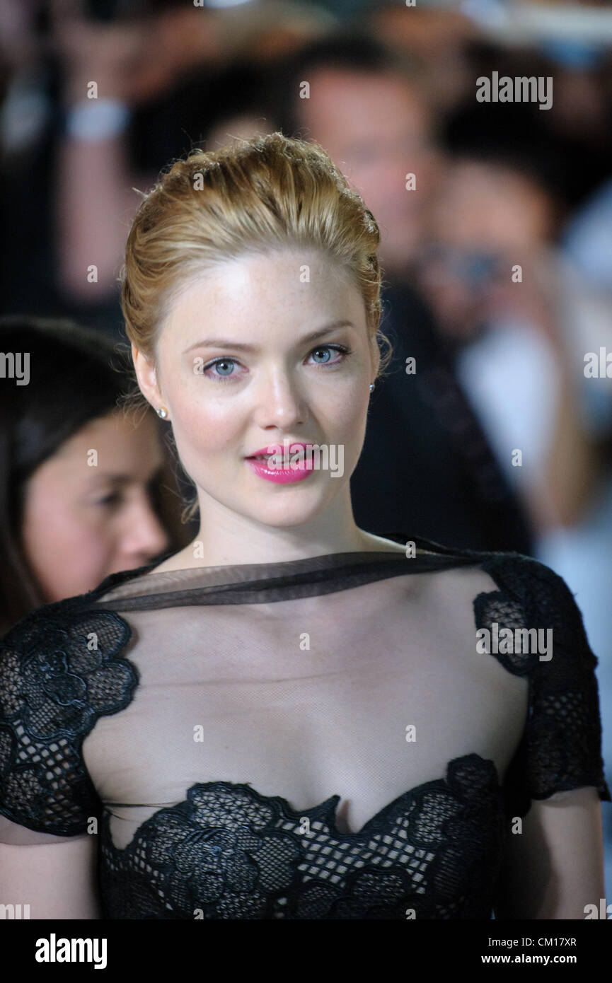 Holliday grainger great expectations 2012 hi-res stock photography and ...