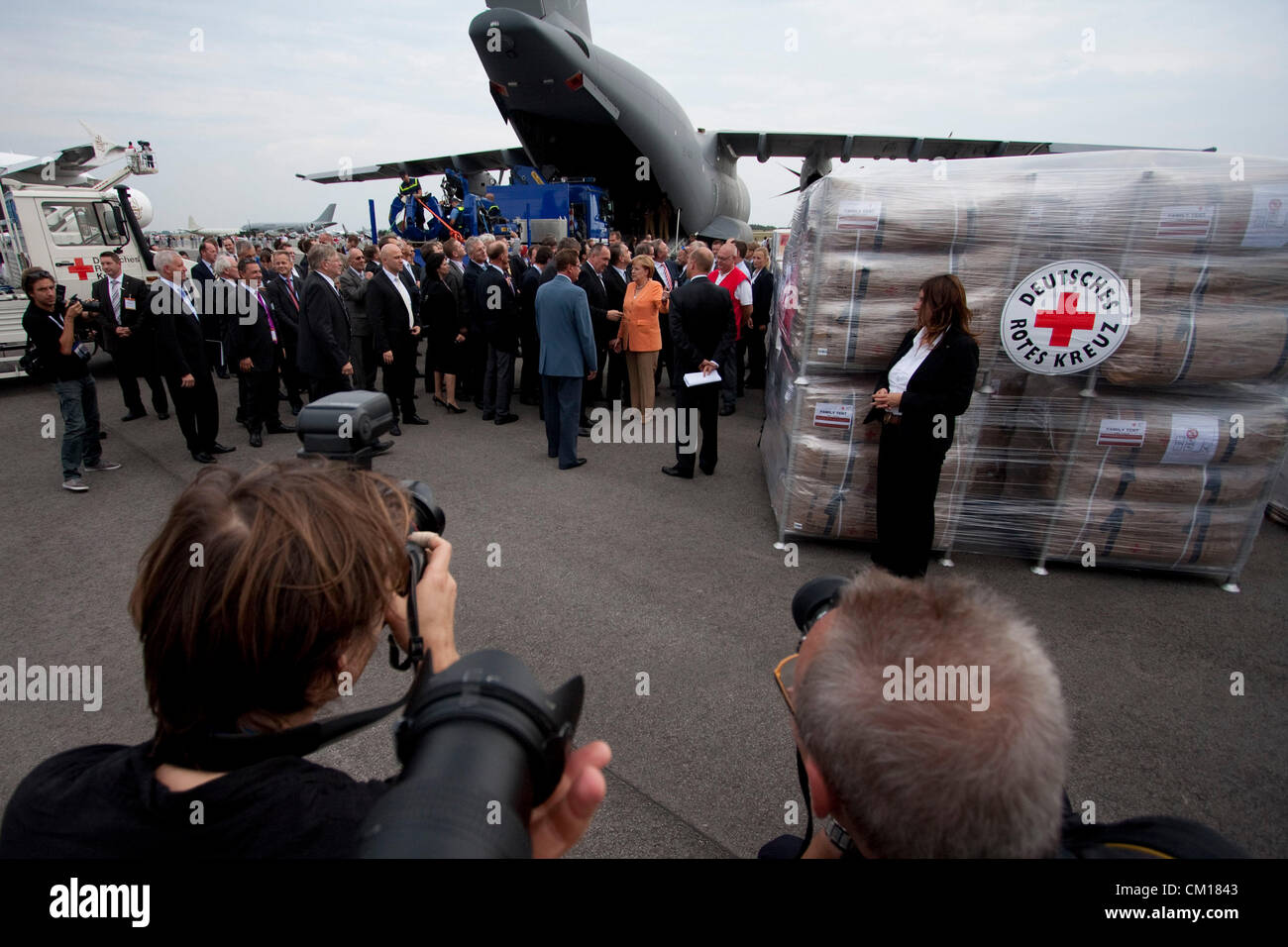 Angela merkel airplane hi-res stock photography and images - Alamy