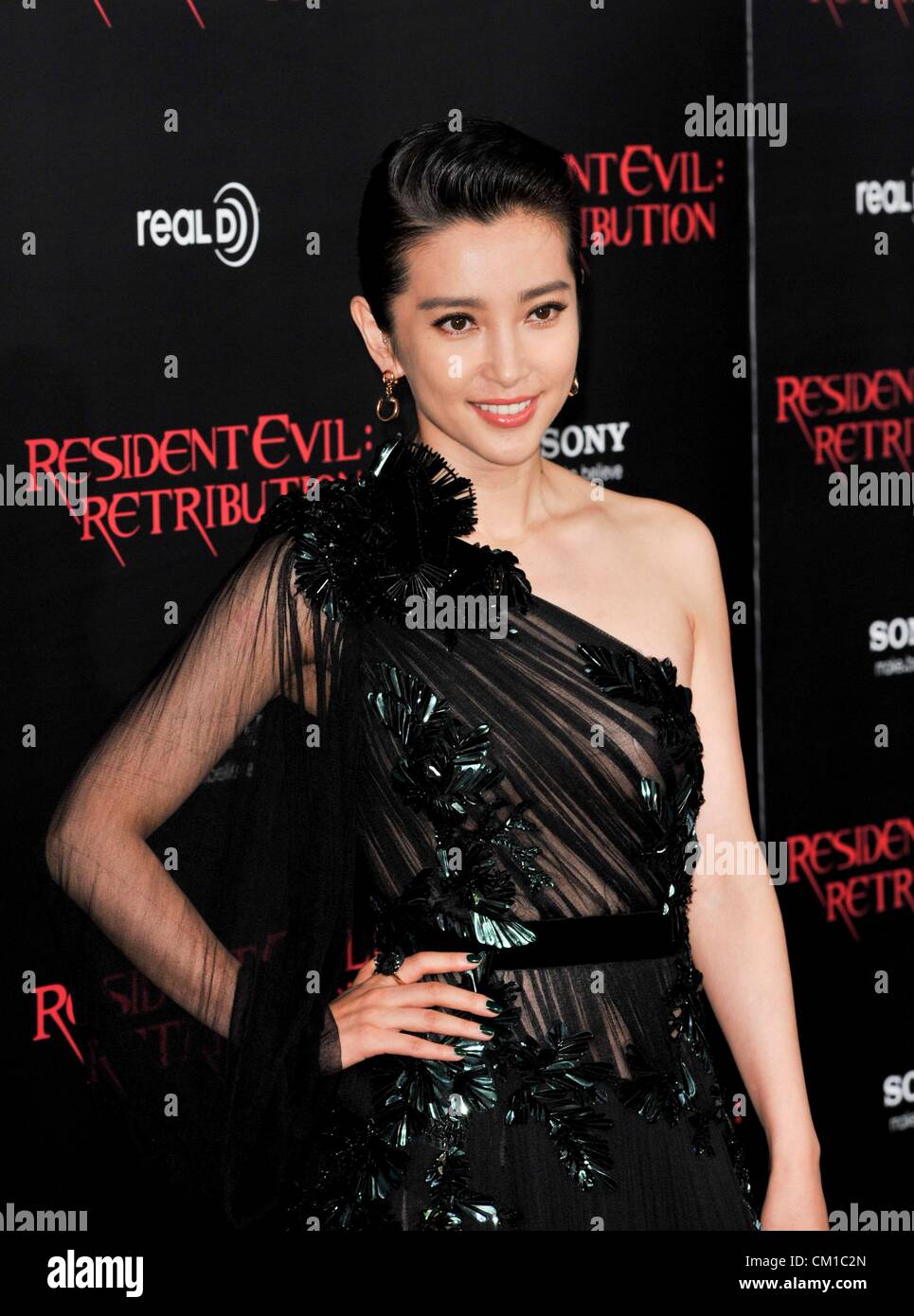Los Angeles, USA. 12th September 2012. Li Bingbing at arrivals for ...