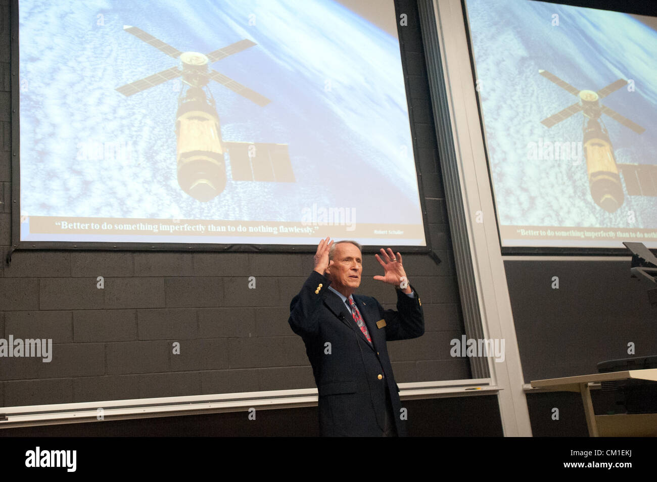 Mars nasa 1960s hi-res stock photography and images - Alamy
