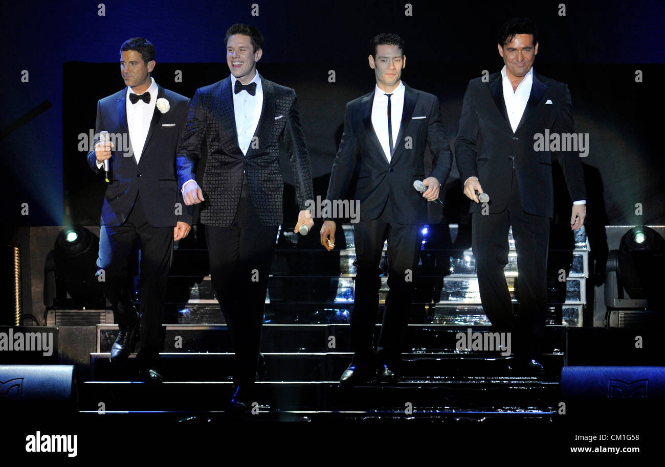 French pop singer hi-res stock photography and images - Alamy