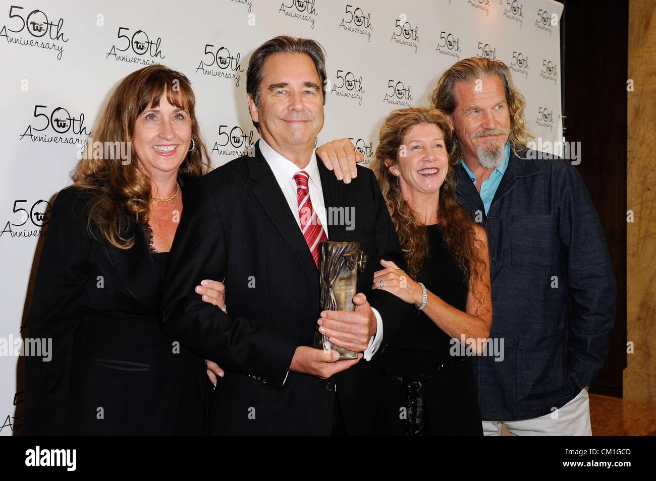 Wendy Treece Bridges, Beau Bridges, Lucinda Bridges, Jeff Bridges at ...