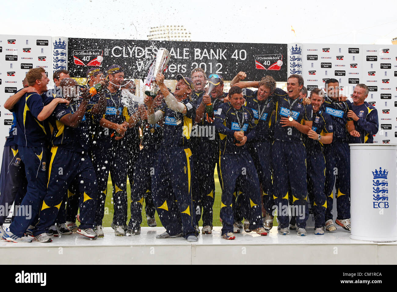 Cricket match winners hi-res stock photography and images - Alamy