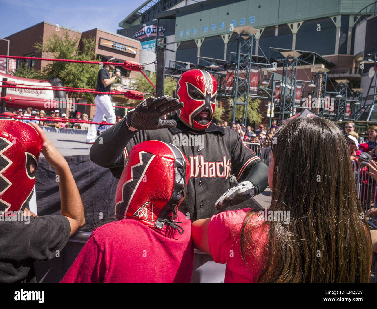 Sept. 16, 2012 - Phoenix, Arizona, U.S - A Lucha Libre wrestler wearing ...