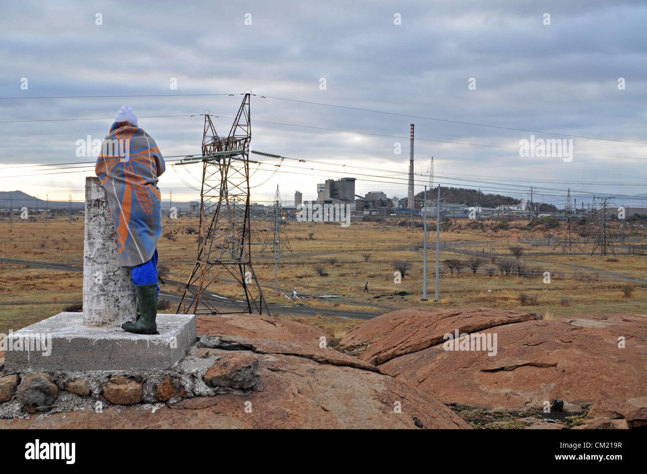 RUSTENBURG, SOUTH AFRICA: An Anglo Platinum mine worker outside the ...