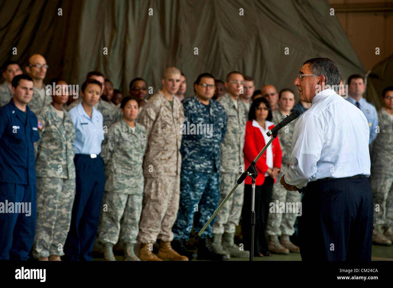 Leon panetta japan hi-res stock photography and images - Alamy