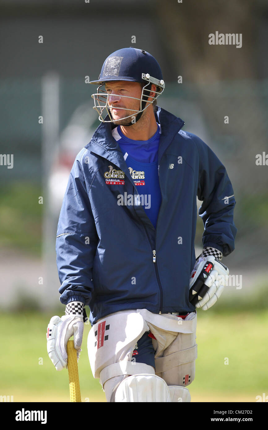 Andrew puttick cricket hi-res stock photography and images - Alamy