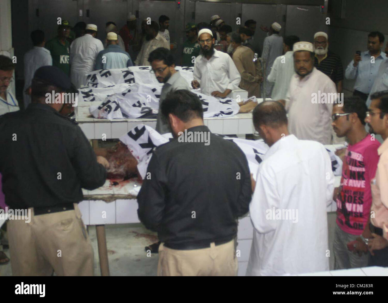 Bomb blast dead bodies hi-res stock photography and images - Alamy