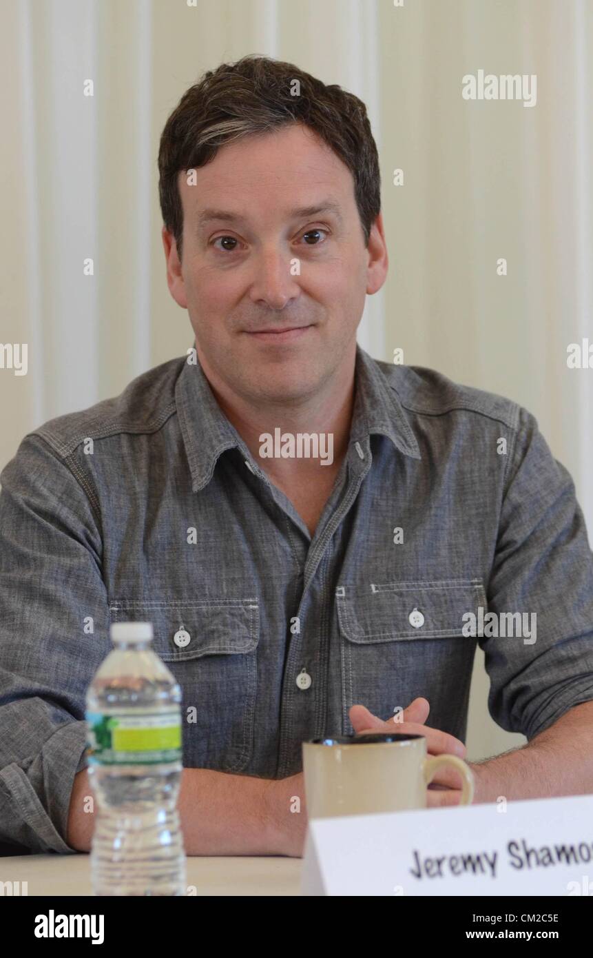 Jeremy Shamos High Resolution Stock Photography and Images - Alamy