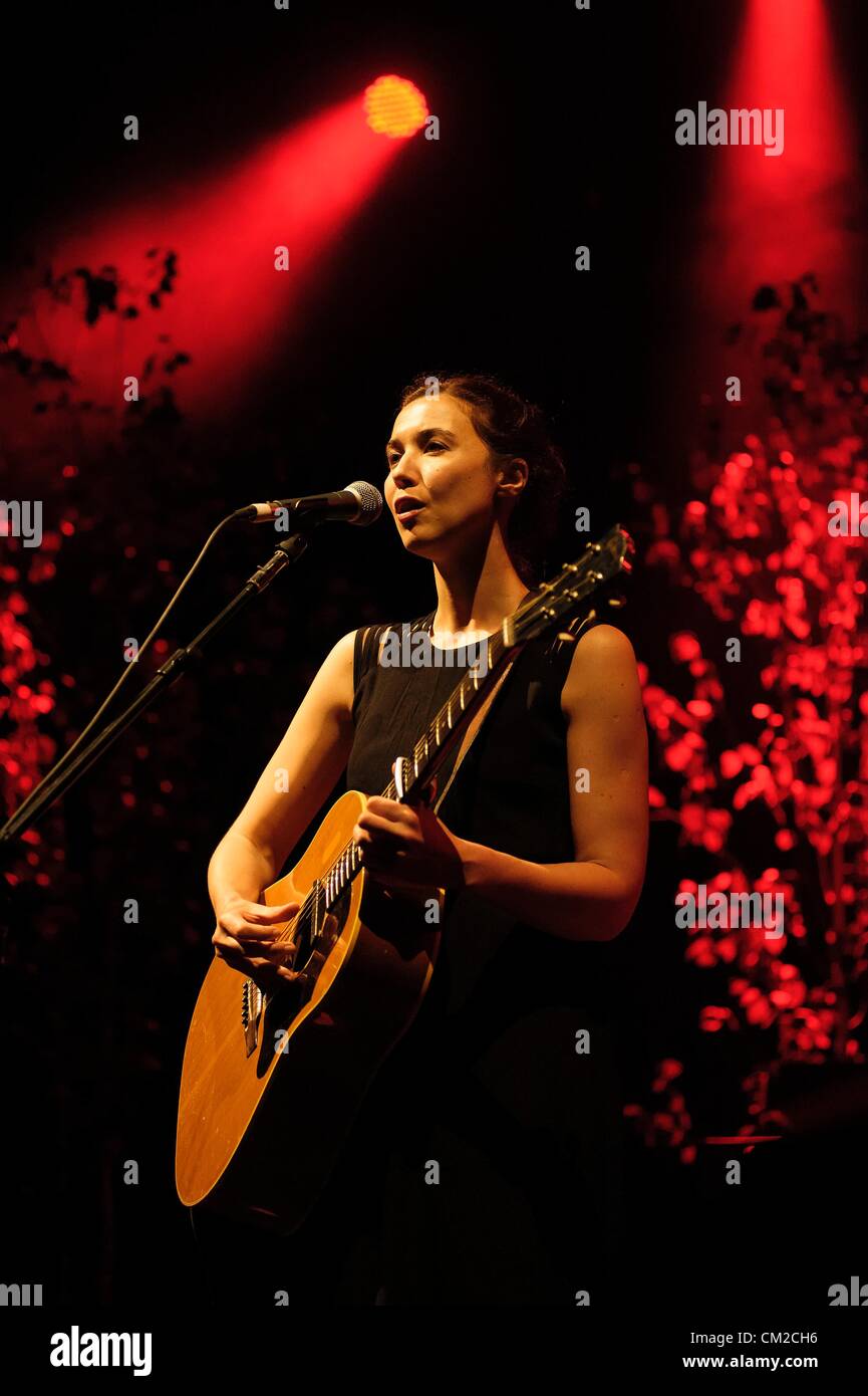 Lisa margaret hannigan hi-res stock photography and images - Alamy