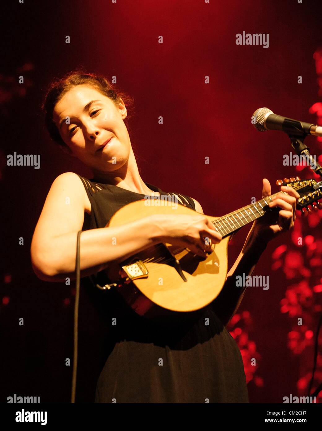 Lisa margaret hannigan hi-res stock photography and images - Alamy
