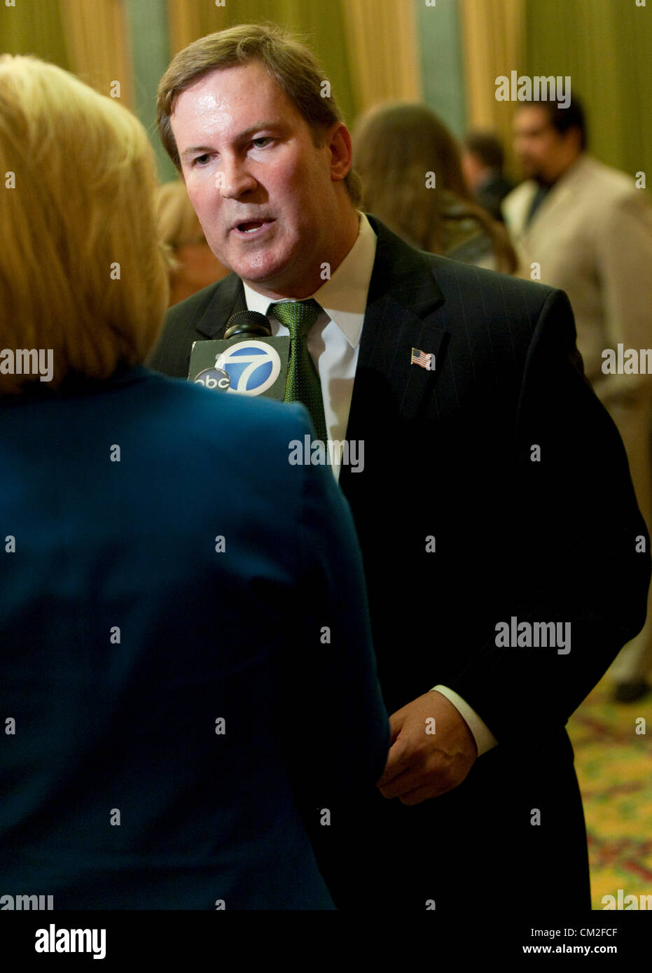 Sept. 19, 2012 - Hollywood, CA, U.S. - KEVIN JAMES speaks with local ...