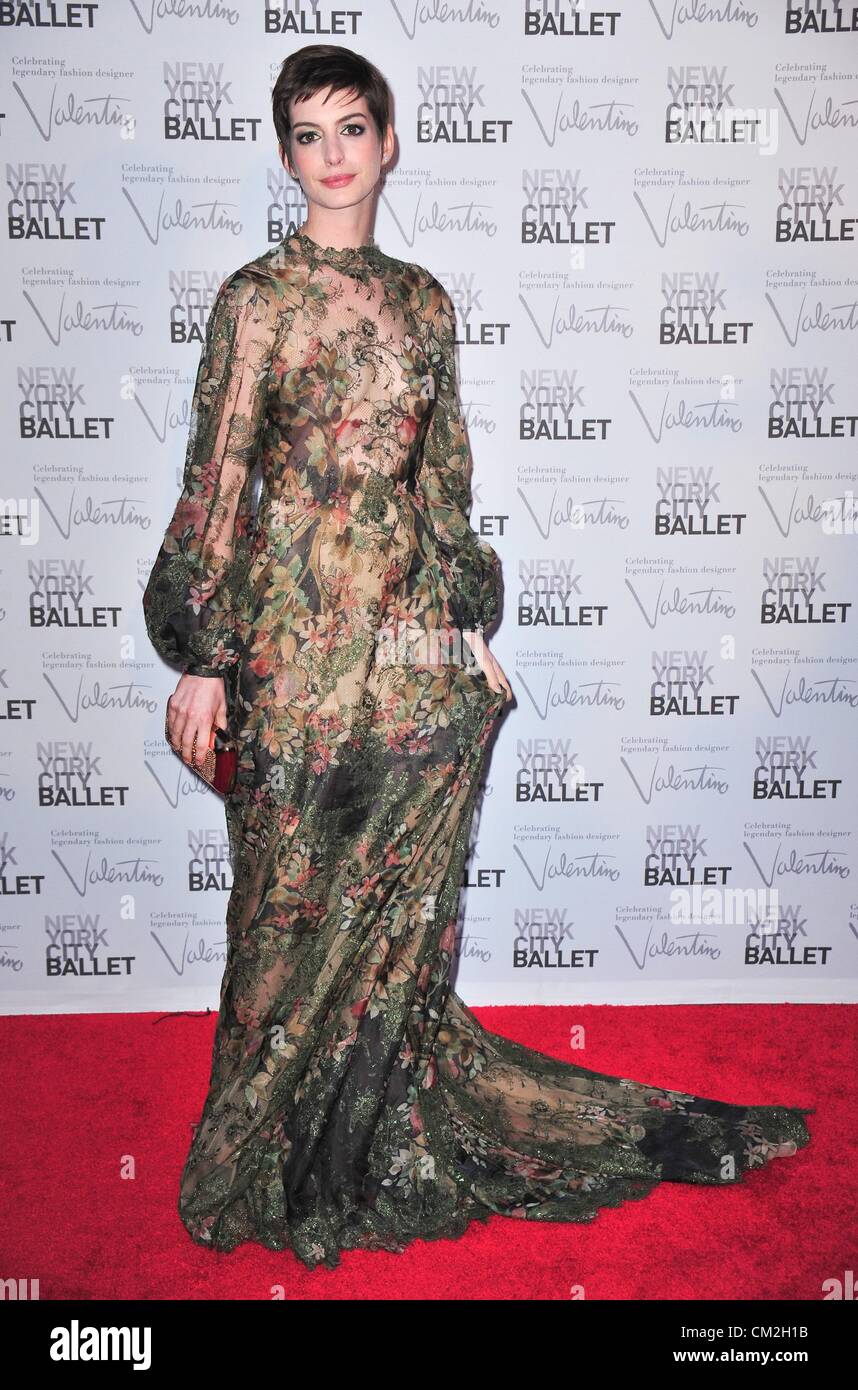 Anne Hathaway at arrivals for 2012 New York City Ballet Fall Gala ...