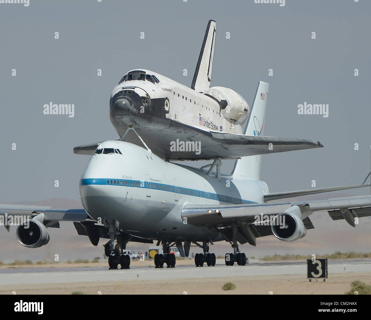Sept 20,2012. Vandenberg AFB. California.Space shuttle Endeavour makes ...