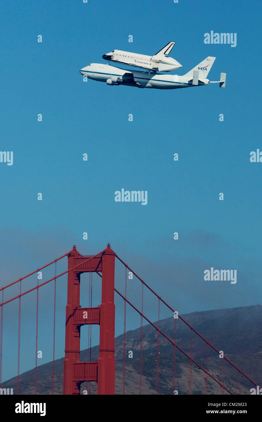 Atop golden gate hi-res stock photography and images - Alamy