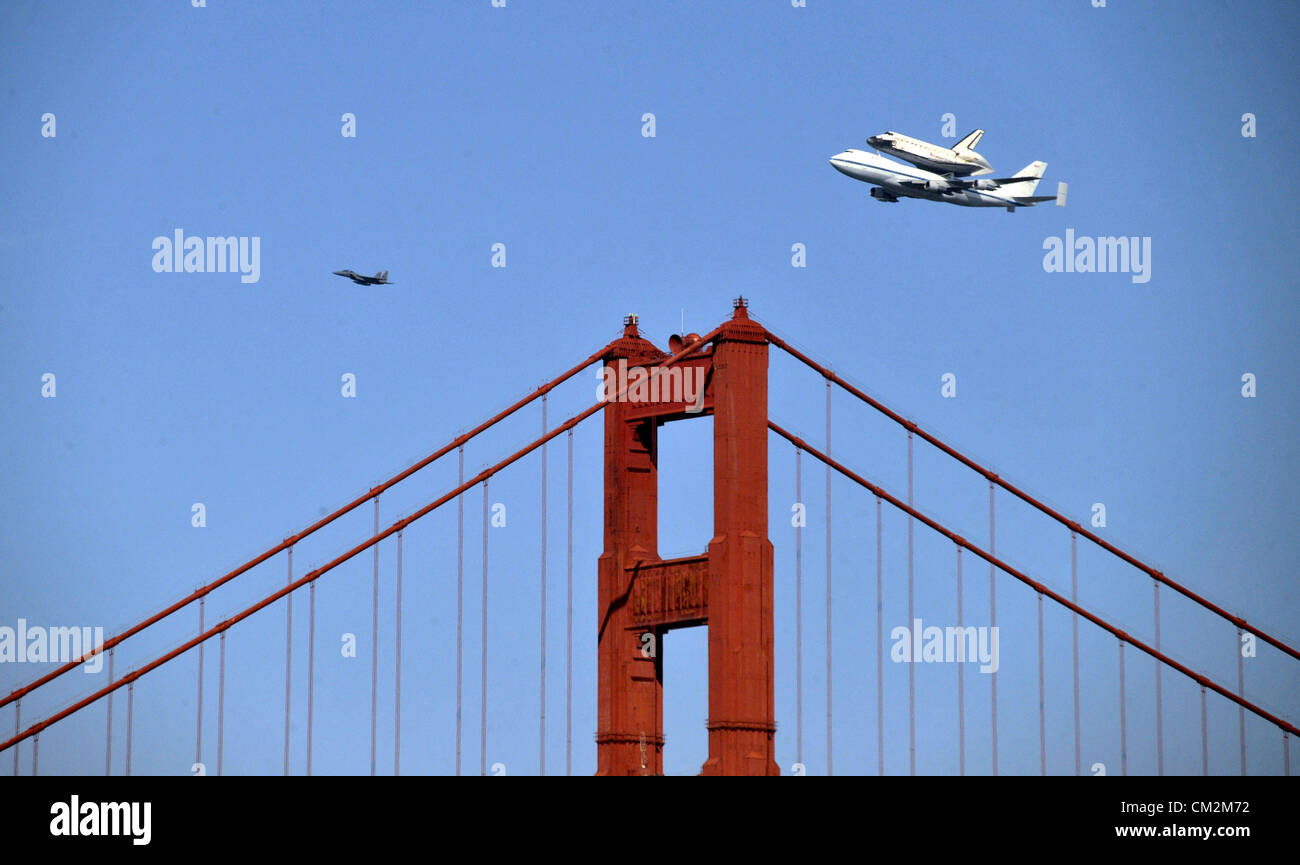 Chase plane hi-res stock photography and images - Alamy