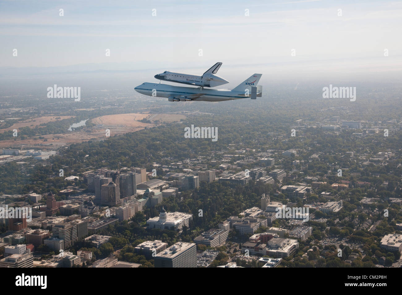 NASA Shuttle Carrier Aircraft carrying space shuttle Endeavour soars ...