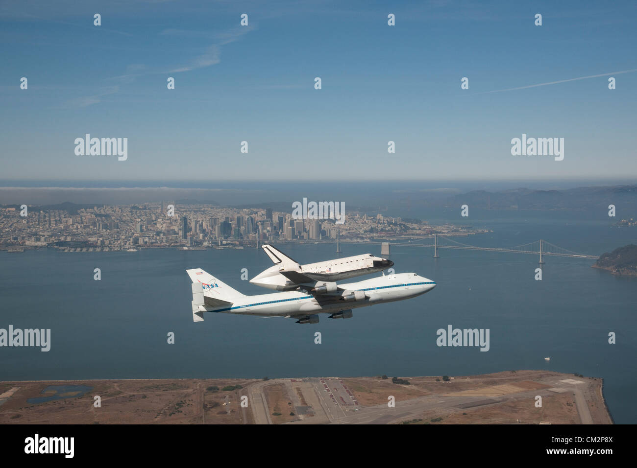 NASA Shuttle Carrier Aircraft carrying space shuttle Endeavour soars ...