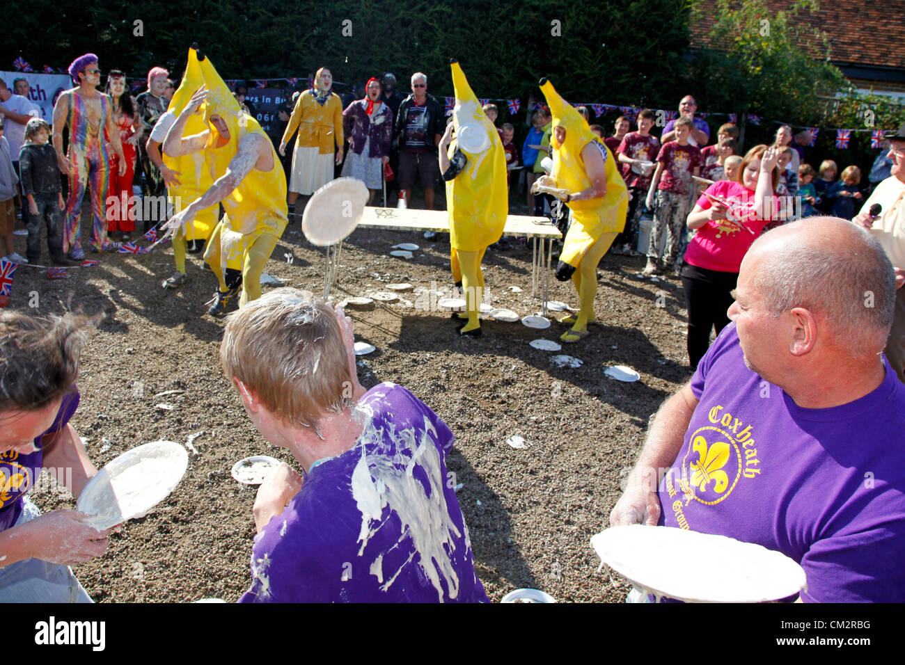 Pie throwing hi-res stock photography and images - Alamy