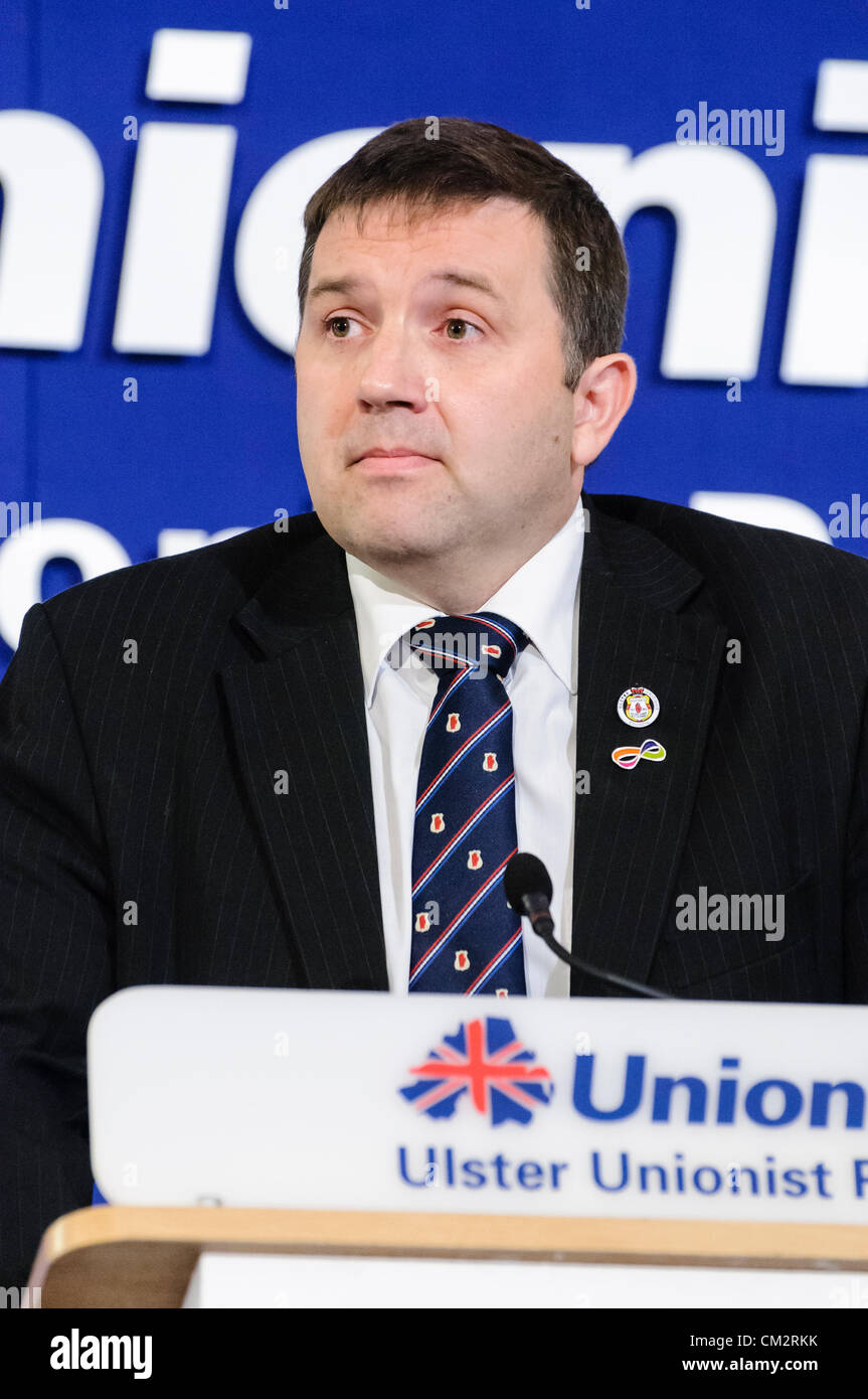 Ulster unionist leader robin swan hi-res stock photography and images ...