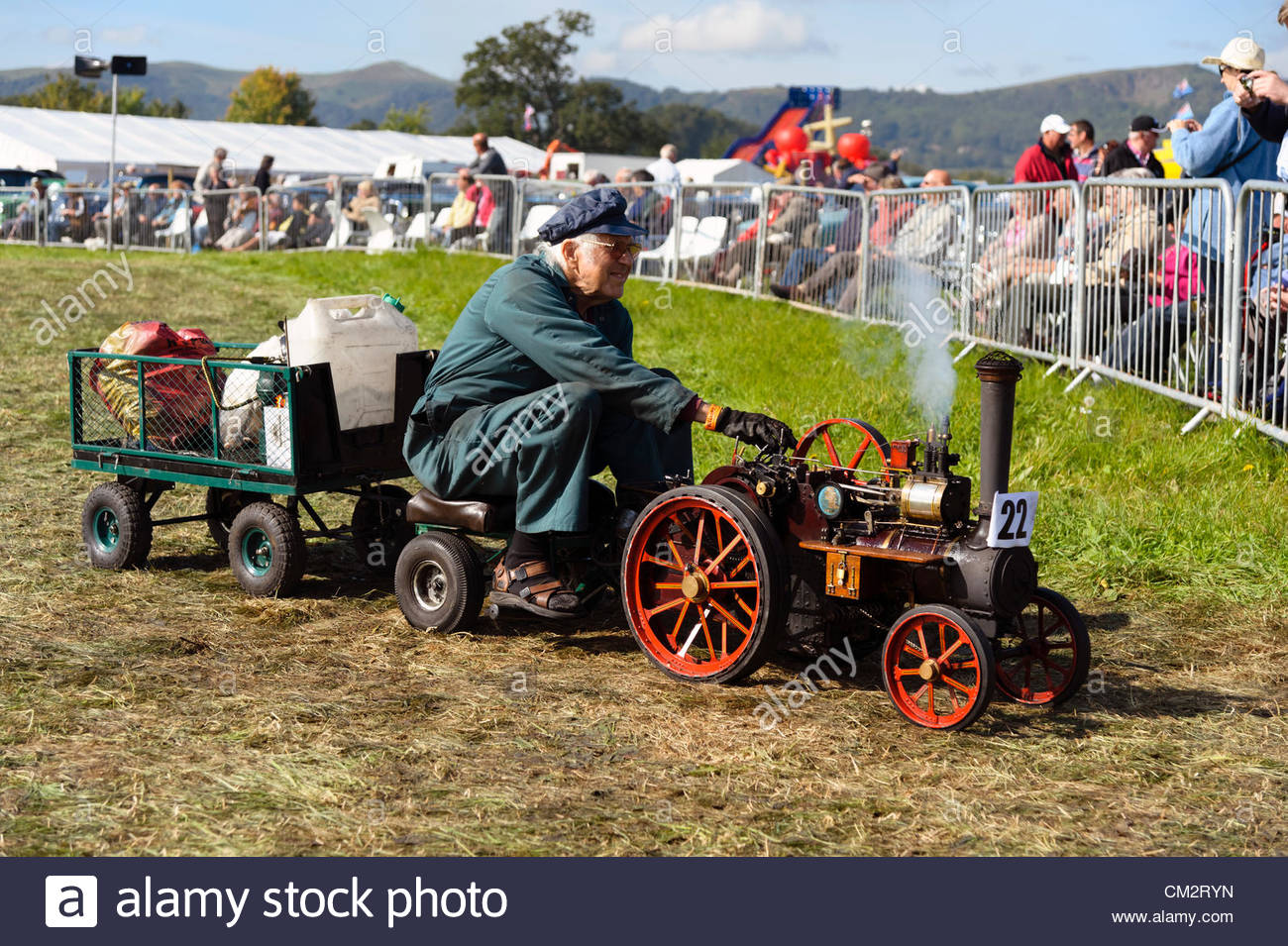 Traction Engine Miniature Rally Stock Photos & Traction Engine ...