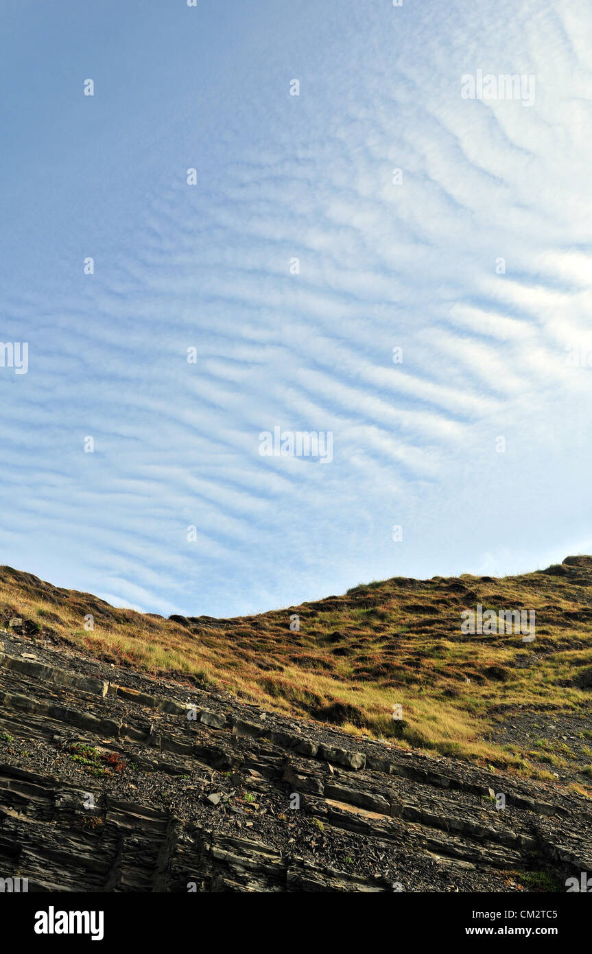 Dipping Strata High Resolution Stock Photography and Images - Alamy