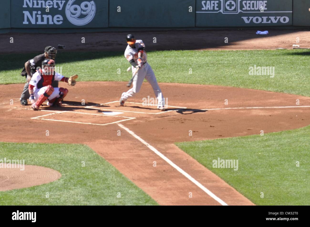 Red sox fenway park batter hi-res stock photography and images - Alamy