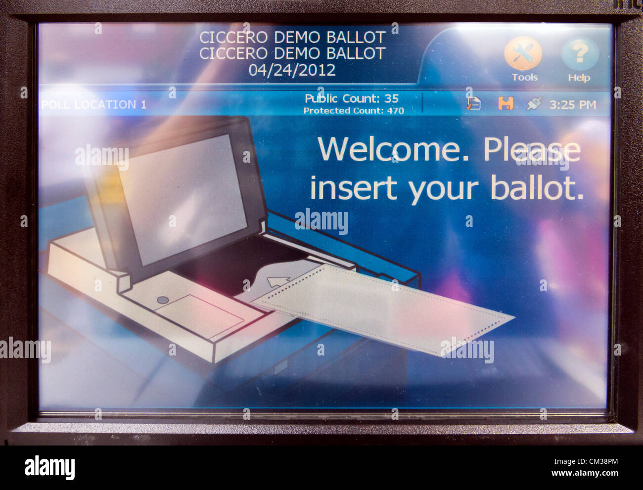 Welcome to the machine hi-res stock photography and images - Alamy