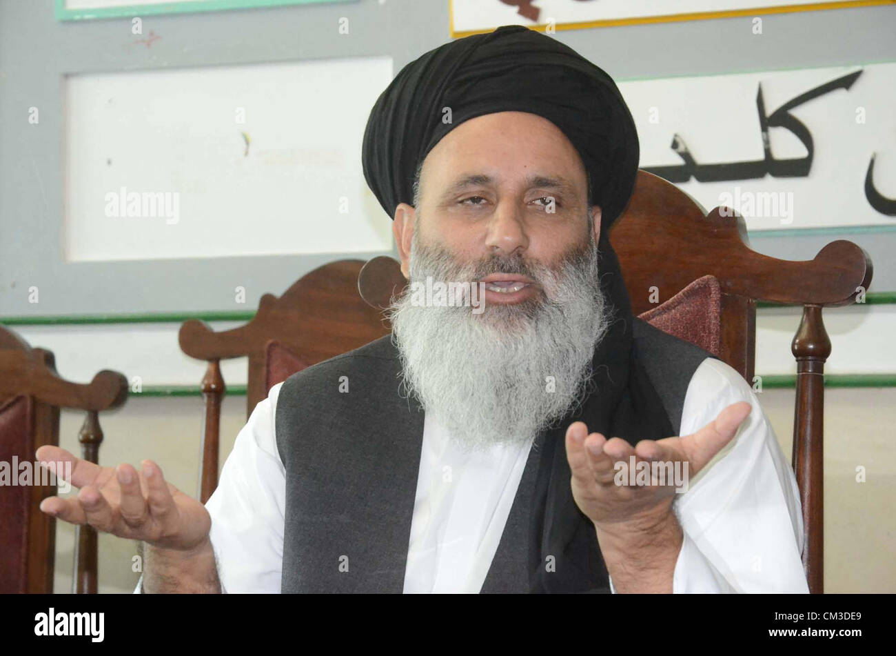 Provincial Minister, Molvi Sarwar Musa Khail addresses to media persons ...