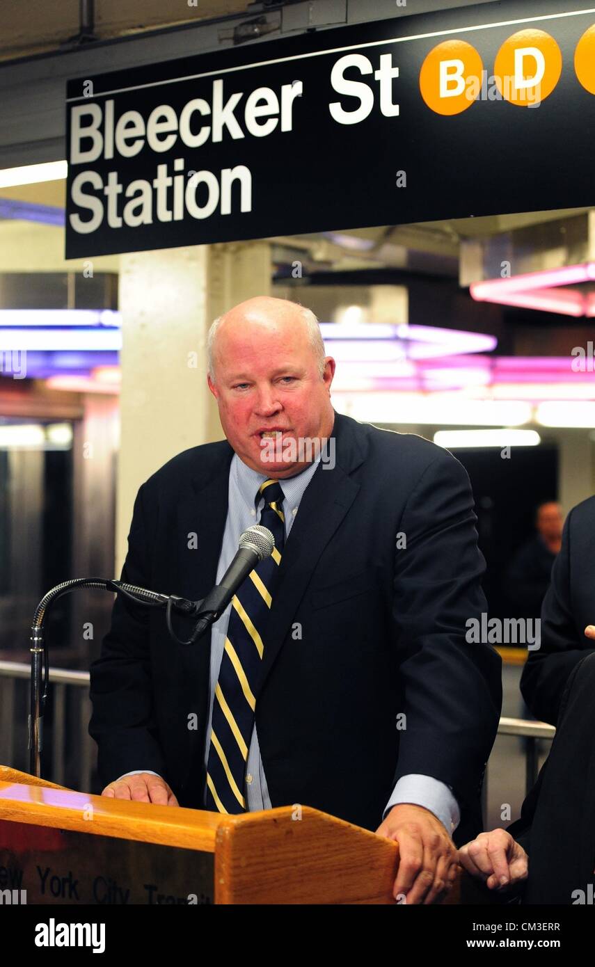 Sept. 25, 2012 - Manhattan, New York, U.S. - New York City Transit ...